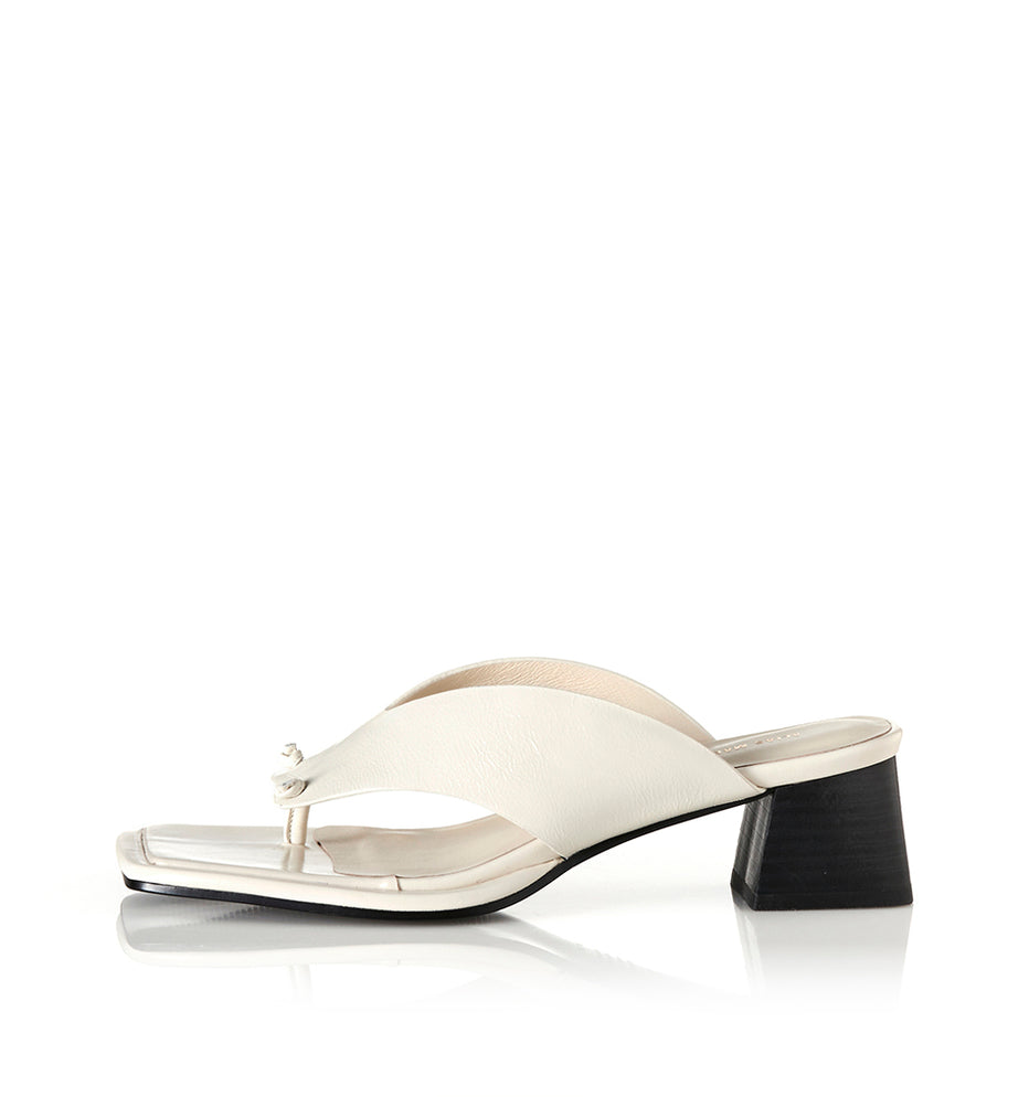 Alina – Alias Mae Australia