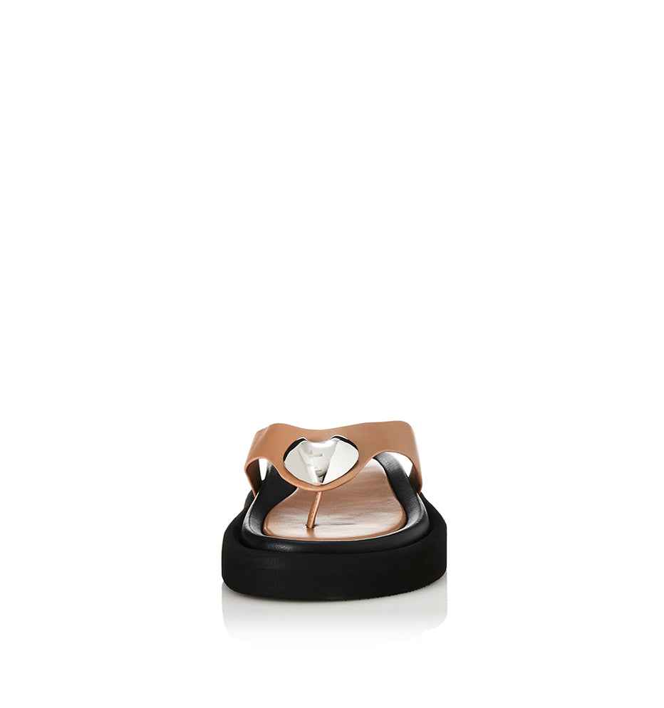 Ana – Alias Mae Australia