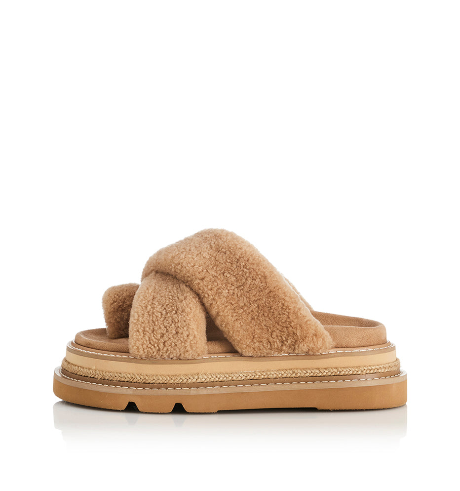 Venga – Alias Mae Australia